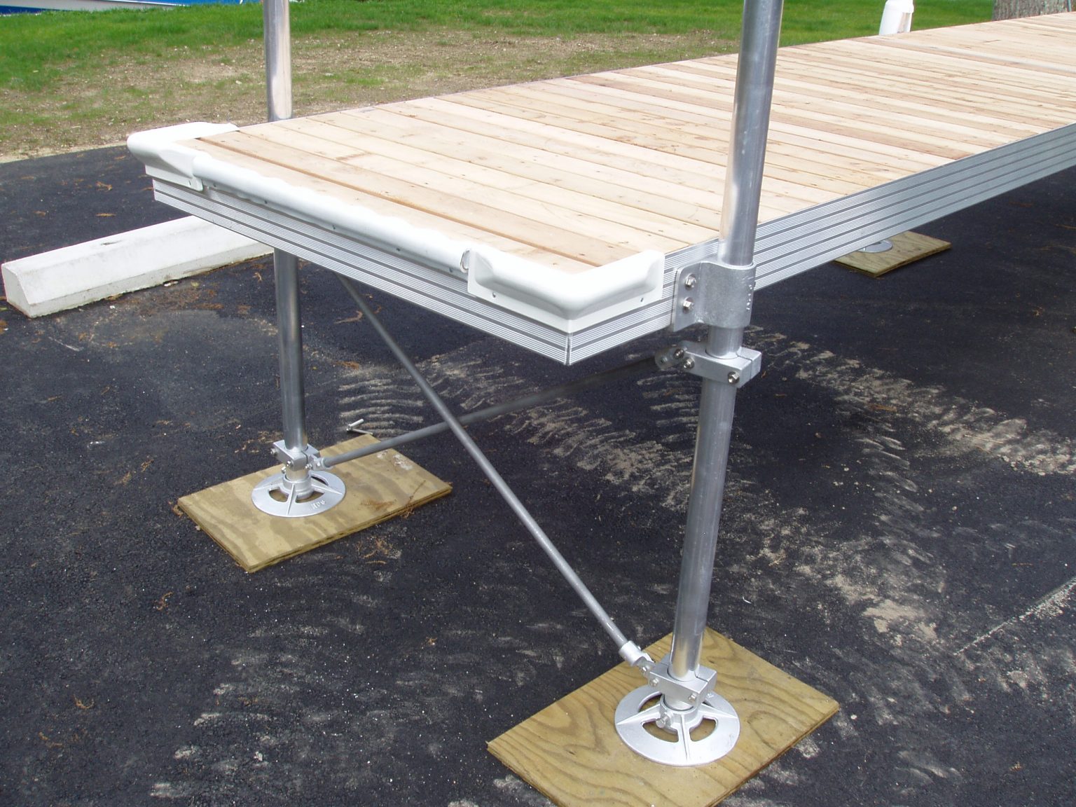 Dock Design – RDS Dock Hardware